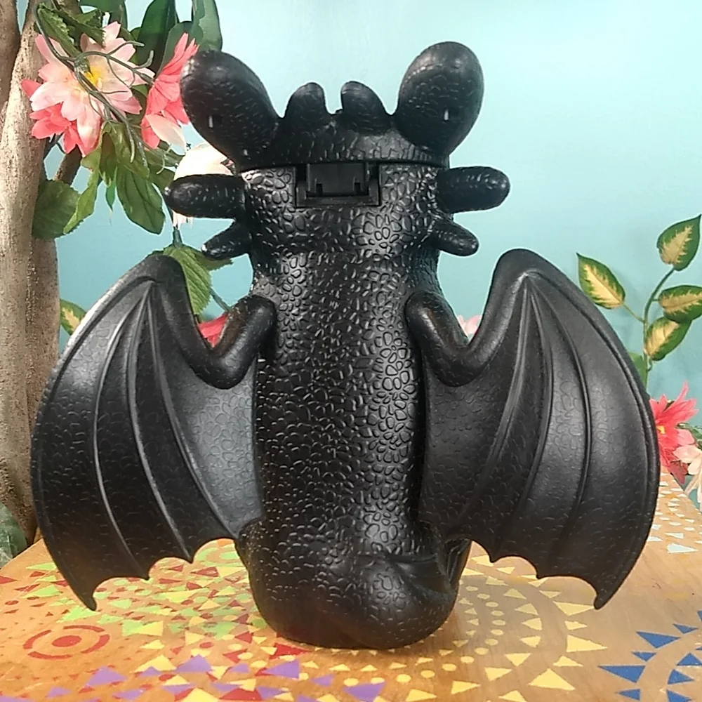 Paramount Pictures | Toys | Light Fury Night Fury Toothless Cold Drink ...